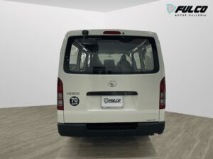 Toyota Hiace - FMG (Commercial)